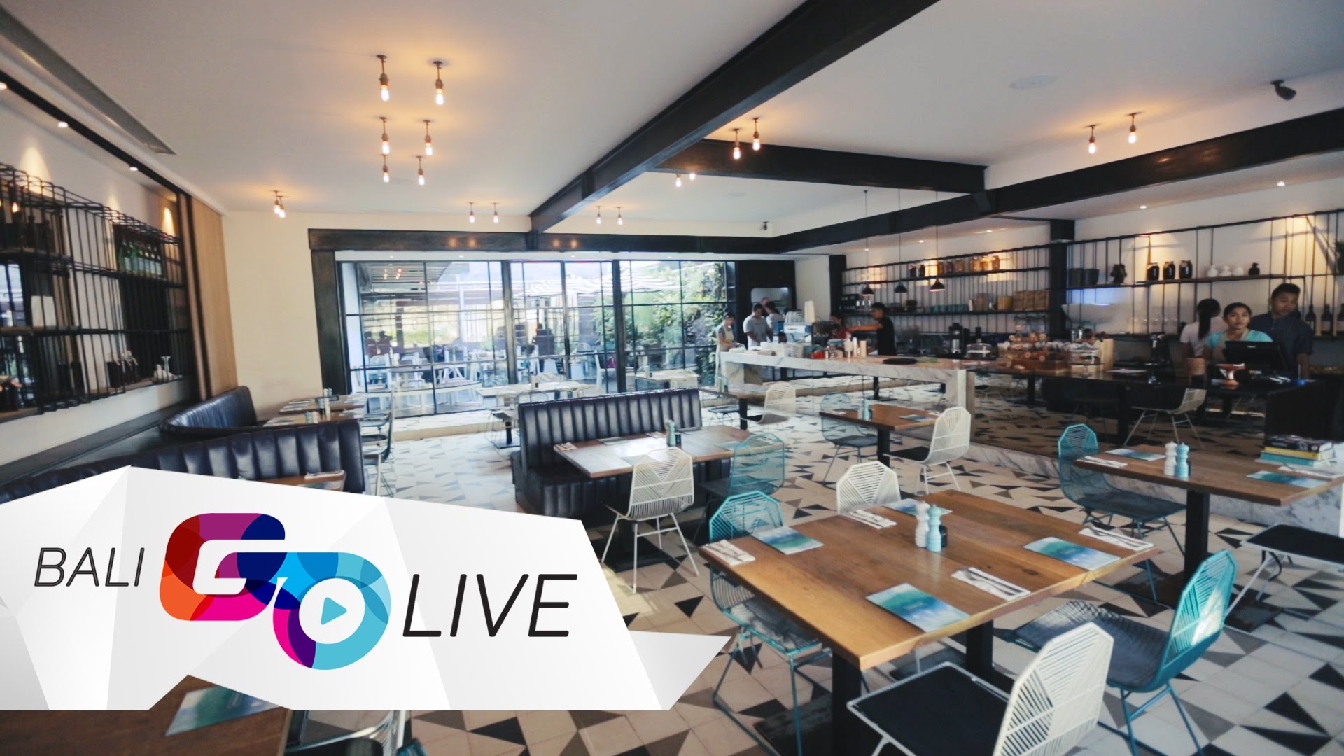 SISTERFIELDS BALI POPULAR CAFE IN SEMINYAK - Bali Go Live